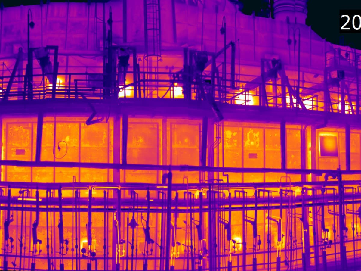 INFRARED THERMOGRAPHY OF CASINGS - PETROVAL