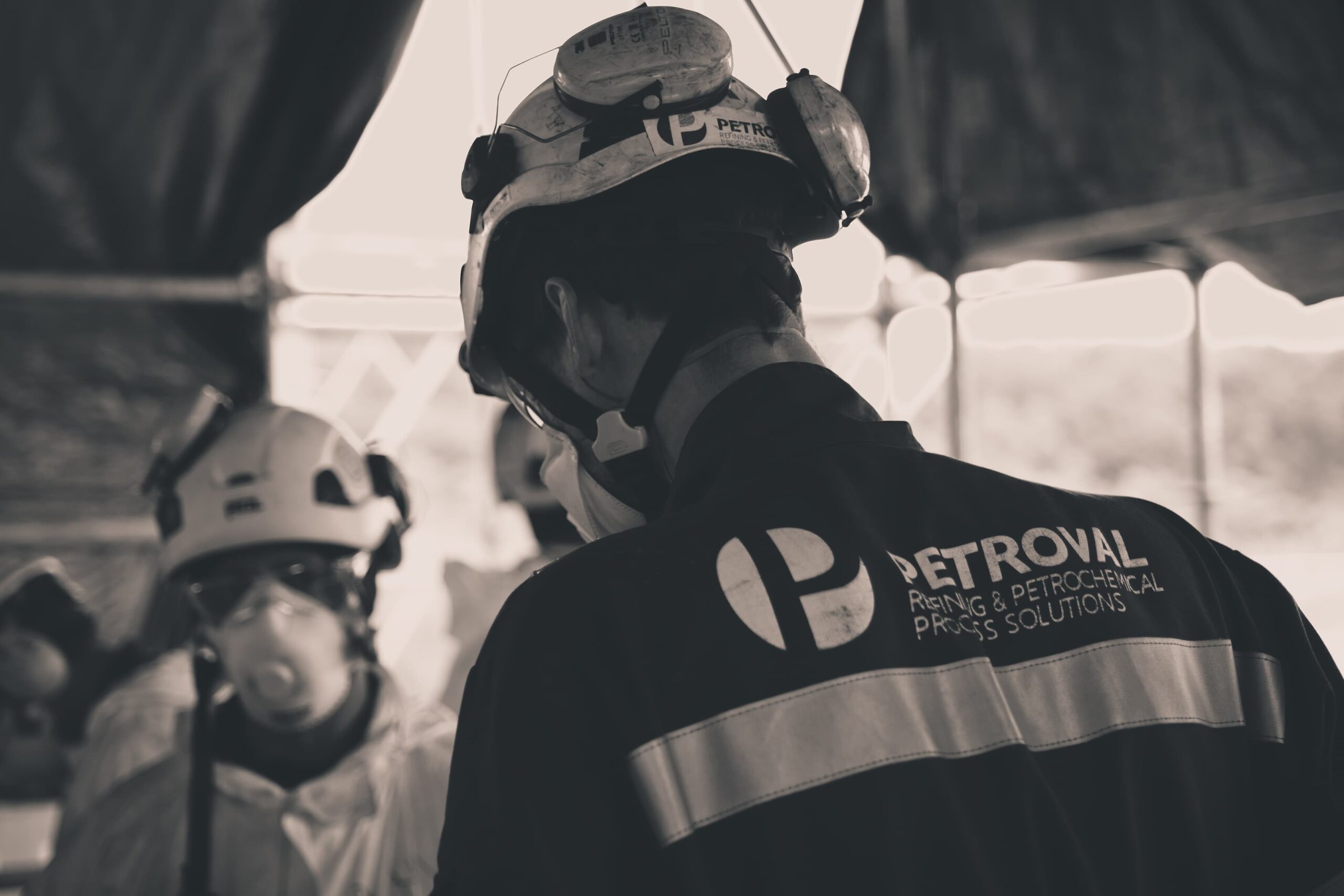 PETROVAL - About Us